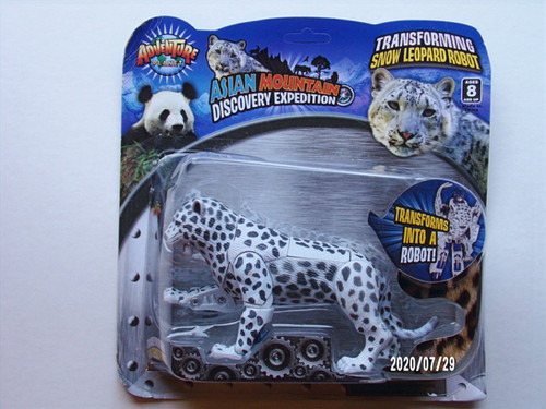 Transforming Snow Leopard Robot | 7is3 LLC