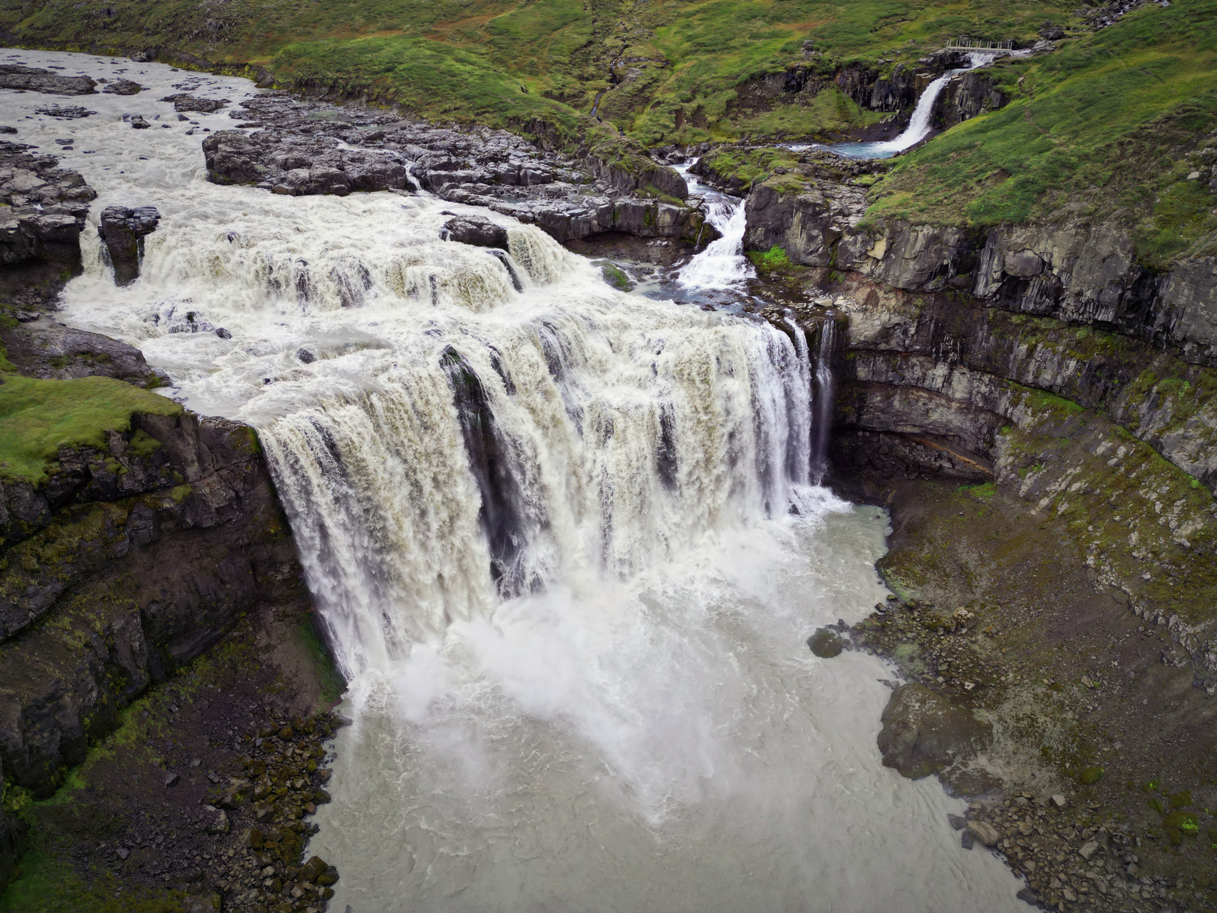 Laugarfell waterfall circle | איסלנדופיליה