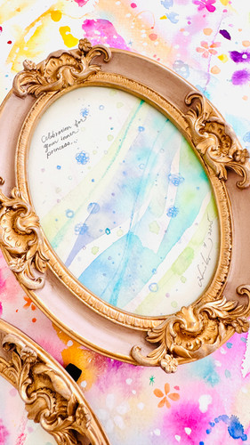 Celebration for your inner Princess (Oval,Gold) | H - Art Gallery
