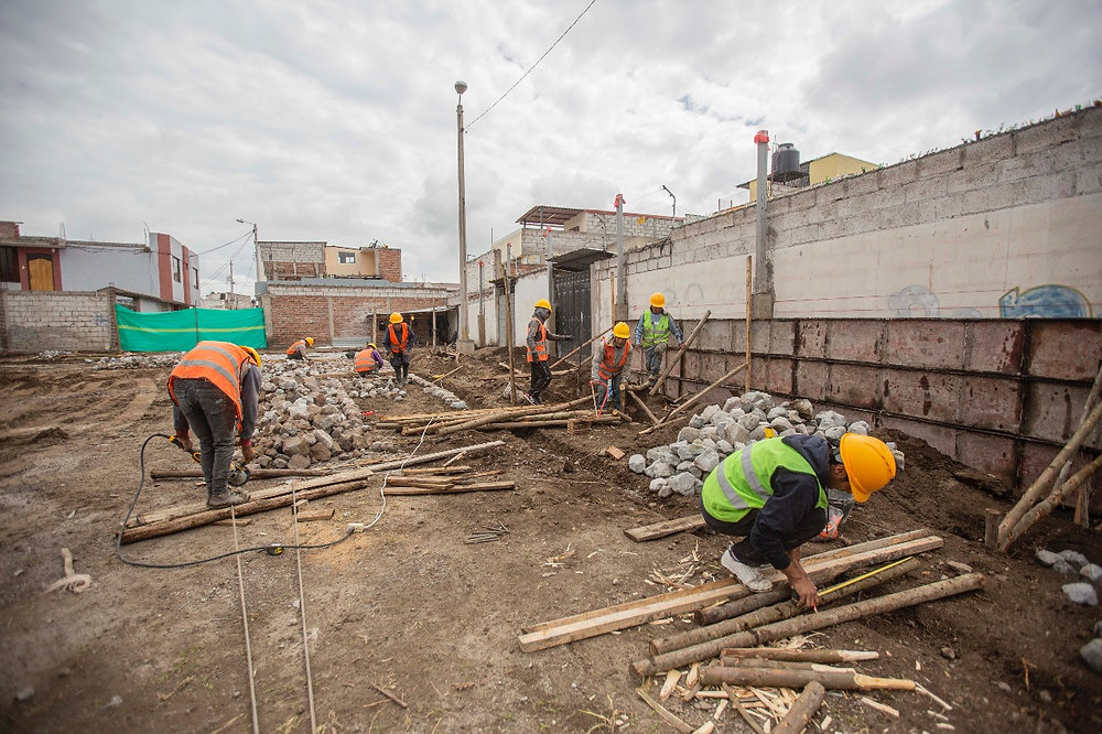 Nueva área recreativa se construye en el barrio San Rafael II