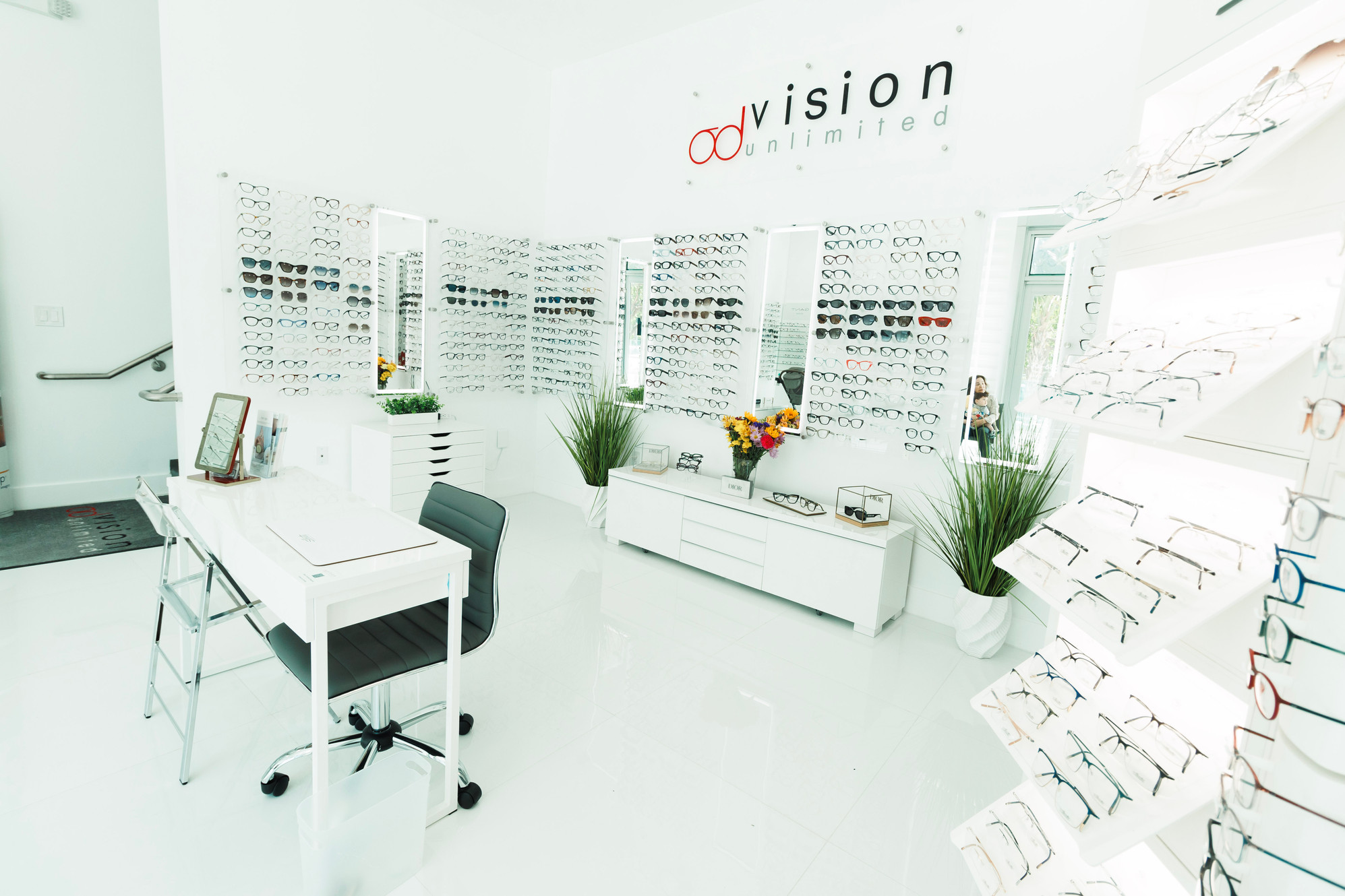 EYECARE BOUTIQUES | Vision Unlimited