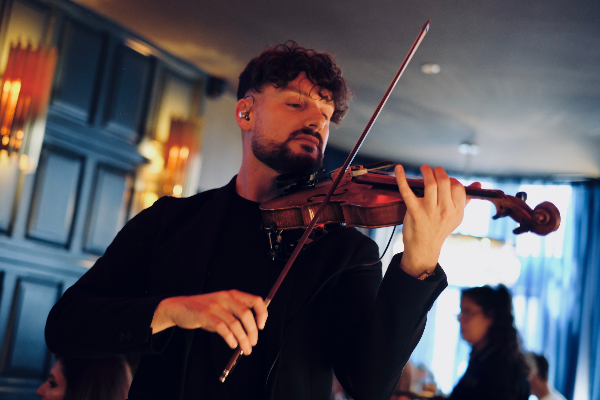Weddings - Chris Heron Violinist