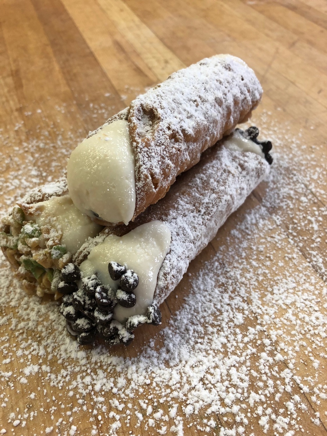 Cannoli | Ferrara Bakery | United States