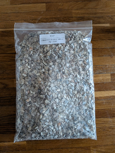 Crushed Oyster Shell - 1kg | Northern Raw Feeds