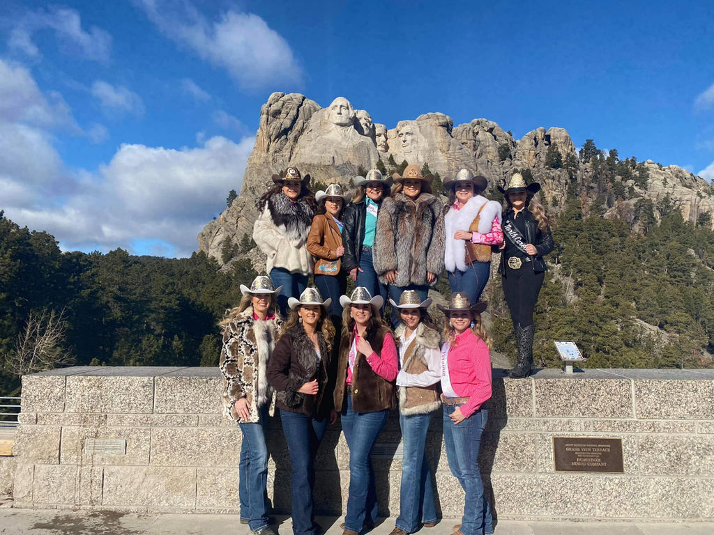 Home | Miss Rodeo Illinois