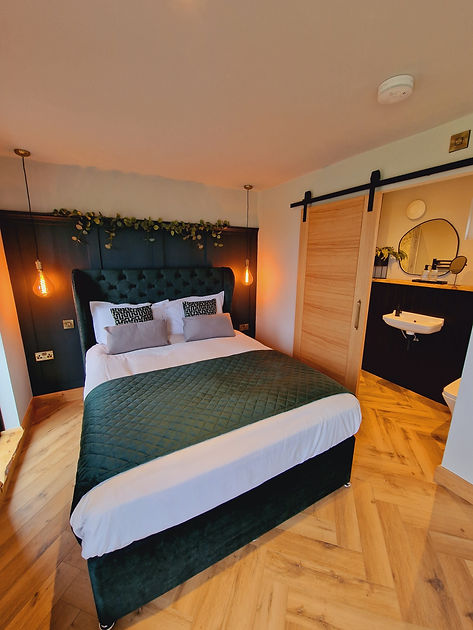 Hot Tub Lodge | TT Lodges | Stockton