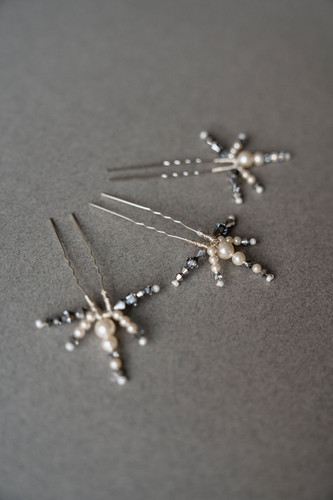 KIRA || Metallic silver hair pins | gloriousbyheidi