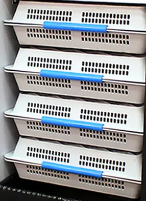 1550 Plastic Hatch Tray for New Cabinet Model | Rogier Poultry