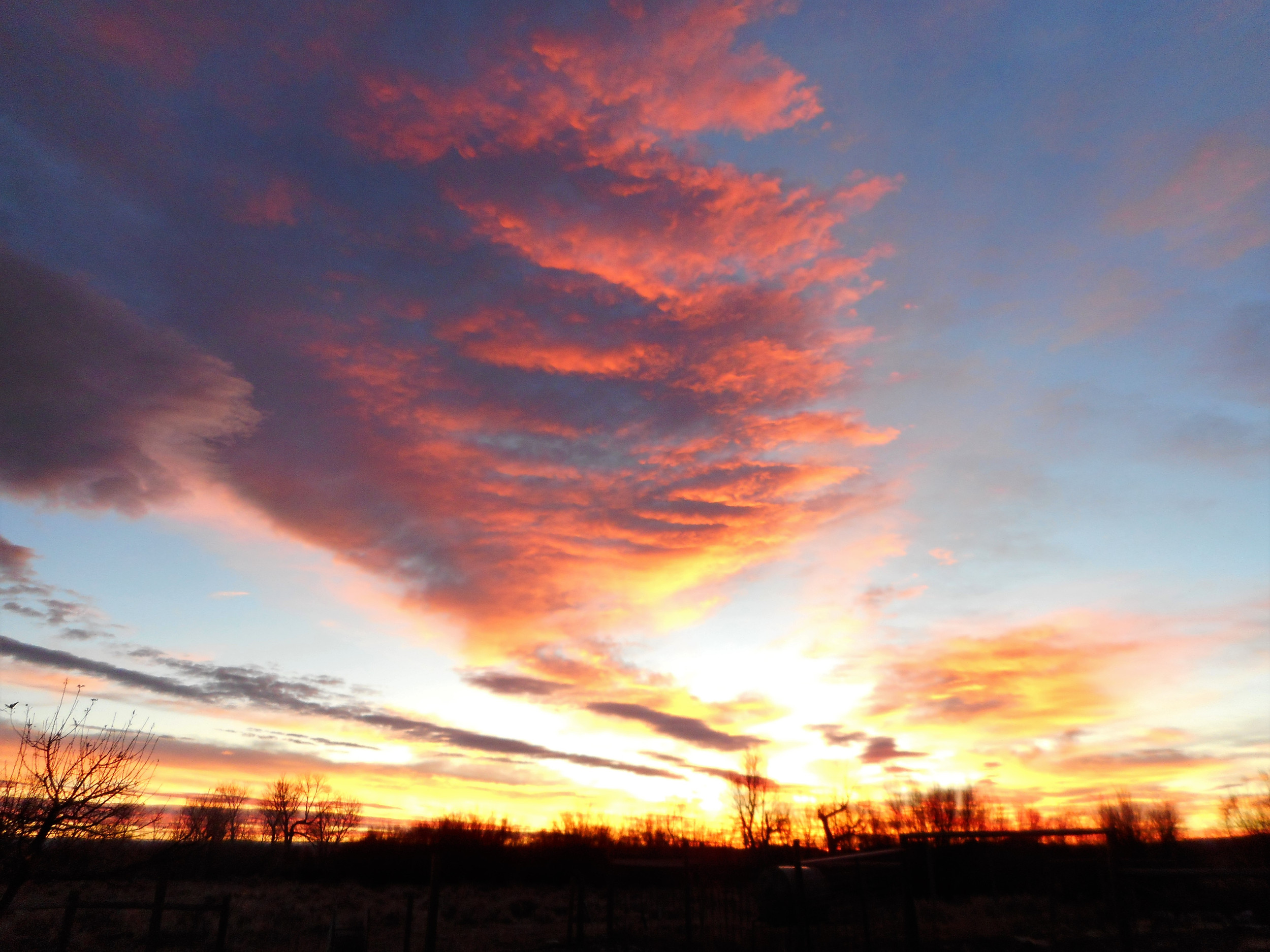 KH CONSTRUCTION LLC - Contact