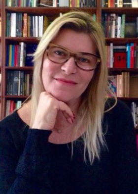 Dra. Adriana Maria Tonini, Diretora de Engenharias, Ciências Exatas ...