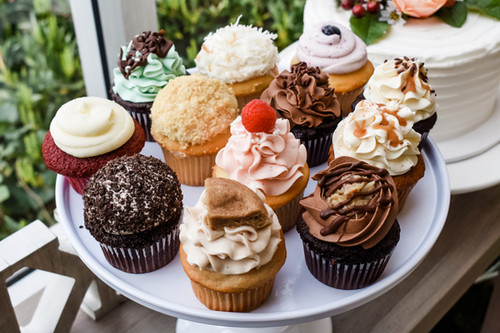 Assorted Cupcakes | HollywoodBakedGoods