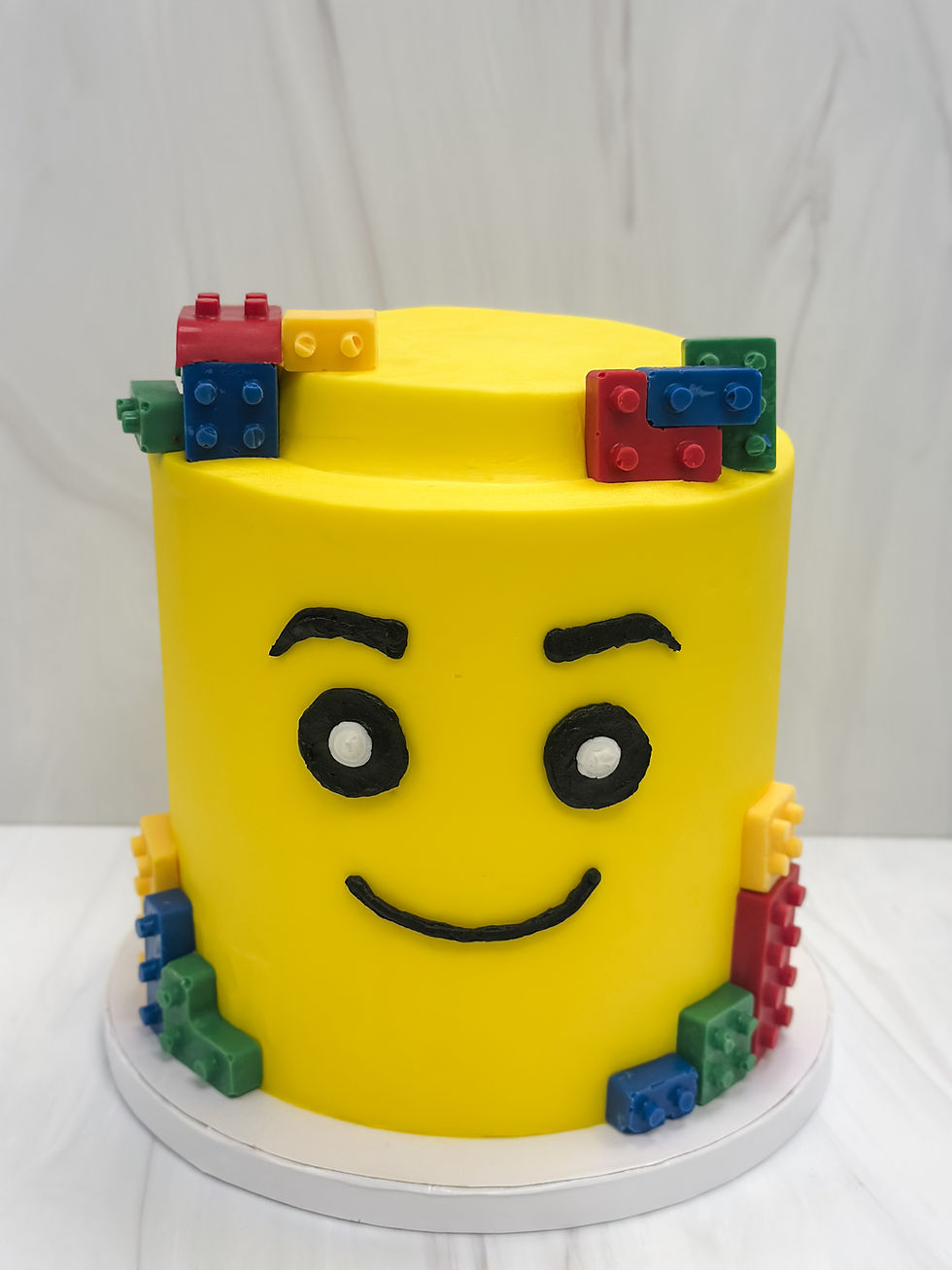 Lego Head Cake | HollywoodBakedGoods