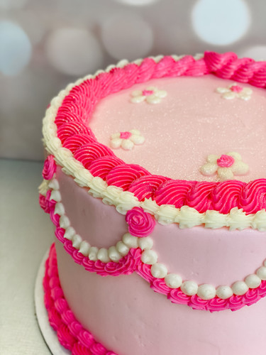 Vintage Flower Cake | HollywoodBakedGoods