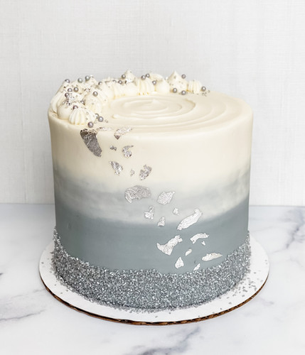 Grey Ombre Cake | HollywoodBakedGoods