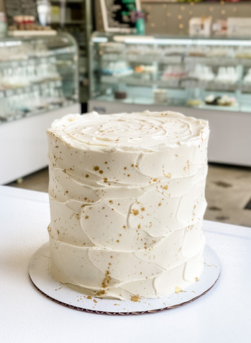 Rustic Gold Splatter Cake | HollywoodBakedGoods