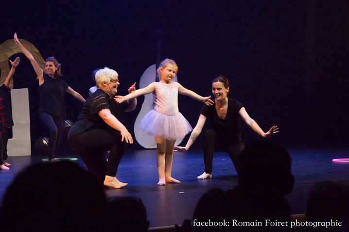 Dans'handi: Danser avec le handicap / Danse inclusive