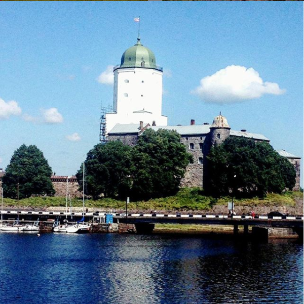 Meanings and memories of a 'lost' borderland city: the case of Vyborg