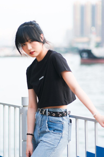 【Creeps Original】Creeps Logo Cropped Cotton Tee | CREEPS-STORE