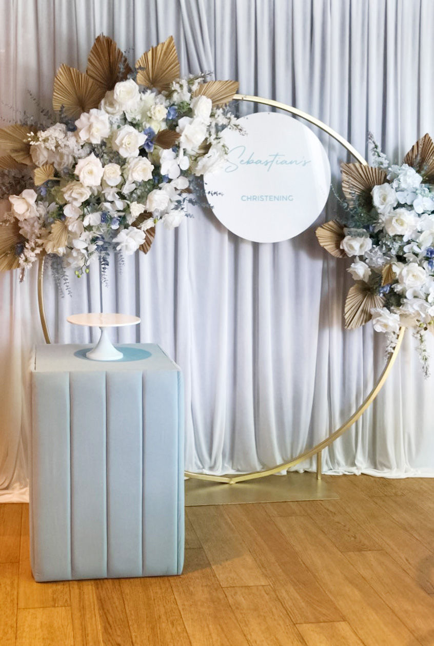 Tables + Plinths | eternityeventhire