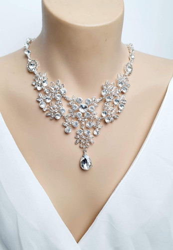The Indiana Crystal Necklace | The Styled Bouquet