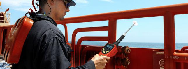 UltraRae 3000 | Environmental Science & Technology