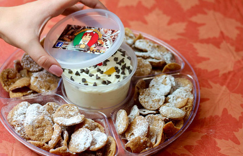 Mama's Cannoli Party Tray Cannoli Pop