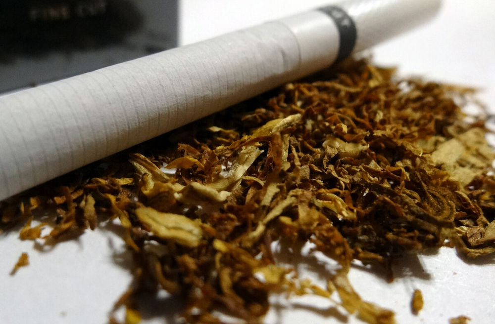 Dunhill Fine Cut Cigarette Test