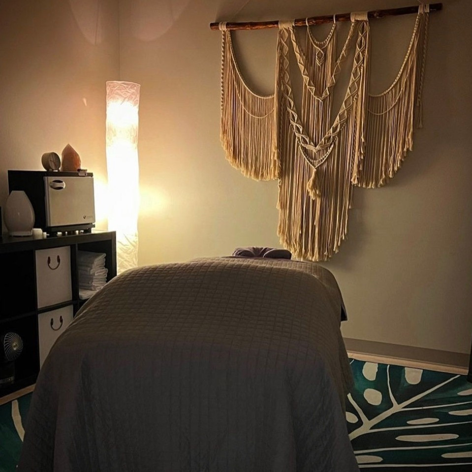 Holistic Alchemy | Massage Yoga Wellness