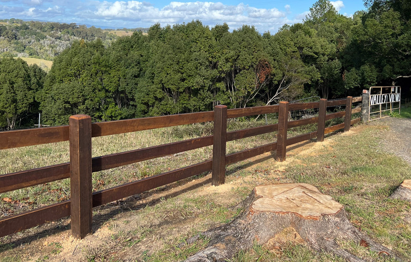 Valley Farm Joinery - Custom Made Gates & Fences