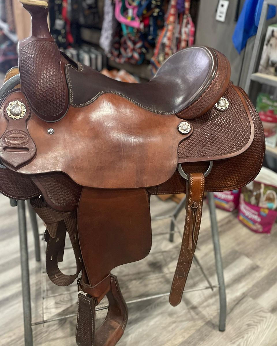 Click on Western Saddles | Rustic Home & Tack