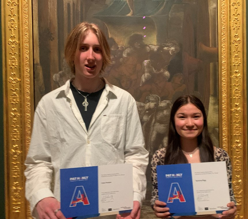 Art awards for Avcol students