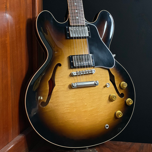 SOLD - 2005 Gibson ES-335 Dot Reissue Figured - Vintage Sunburst ...