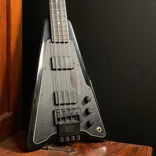 SOLD - 1992 Steinberger XP2A Headless Bass (Newburgh - Pre-Gibson ...