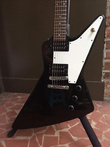 1983Gibson Explorer - Ebony | thatrhythmman
