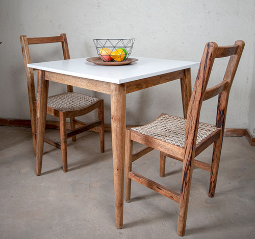 Peg leg table | Tira Studio