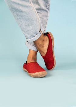 Tumar Art Group | Manufacturer of eco-friendly felt shoes | Kyrgyzstan