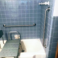 Grab Bar Guys St. Louis | senior safety