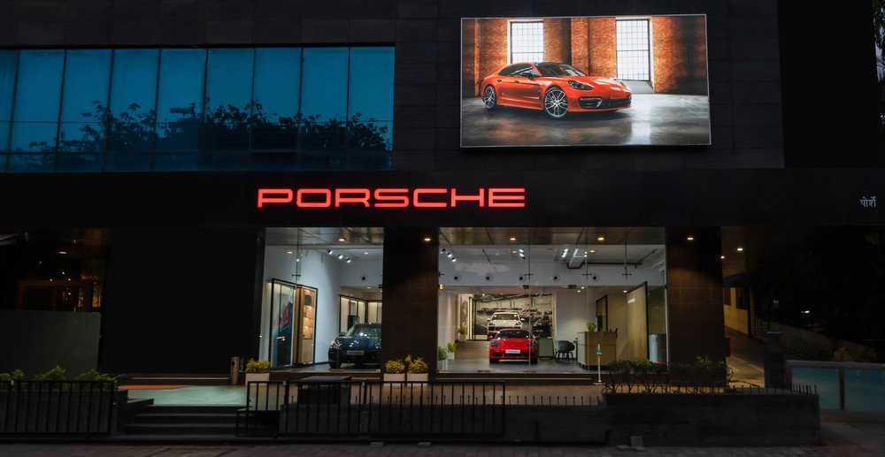 Porsche India expands operations with new showroom