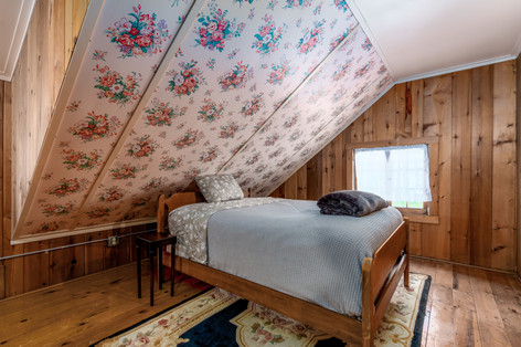 Jacksonport Lake House | Private Sandy Beach