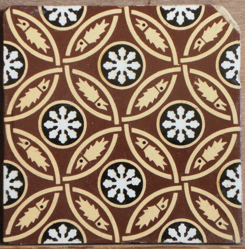 Pattern of fishes circling | pugin-tiles