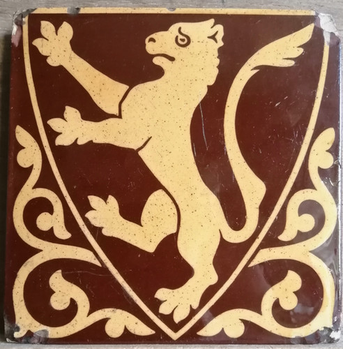 Lion Rampant in armorial shield | pugin-tiles