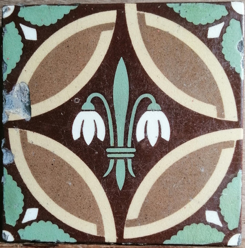 Snowdrops or fuchsia | pugin-tiles