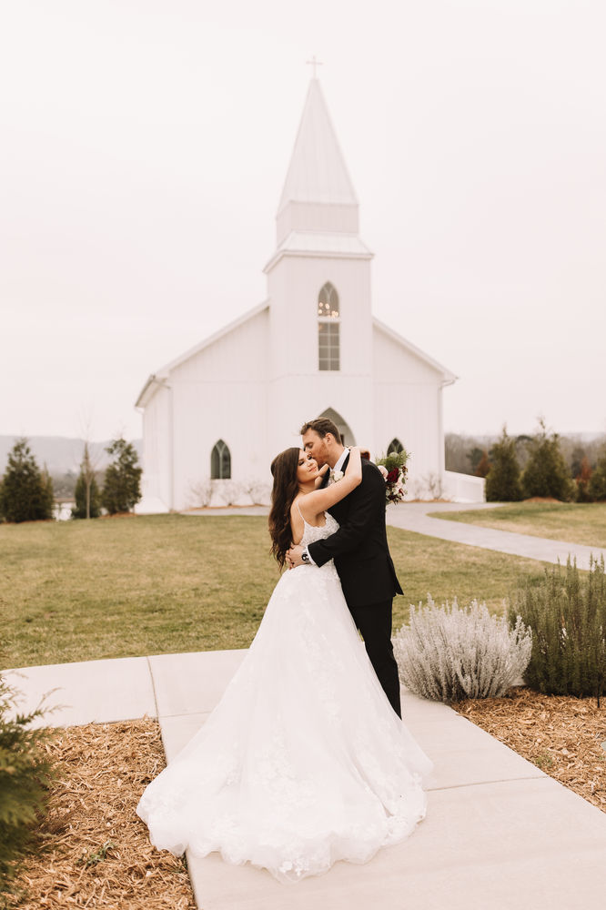 My Favorite Wedding Venues | The Highlands Chapel At Howe Farms ...