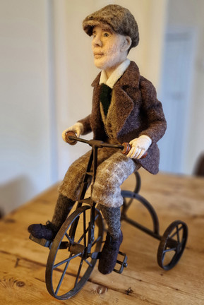 FURZIE Wool Sculpture | Needle felt craft courses at Furzie's workshop ...