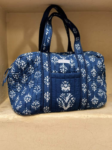 NILA Indigo Weekend Bag | fleetwoodcollection