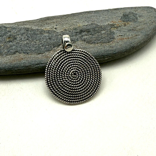 Round Rope Pendant | Lali