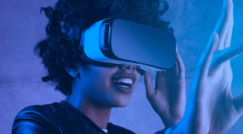 Extended Reality Made Simple: The 5-Minute Guide to Virtual, Augmented ...