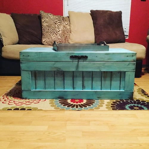 Rustic Farmhouse Chest | farmhousefurniture