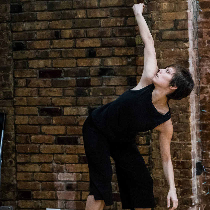 Home | Laura Neese Dance Artist & Educator