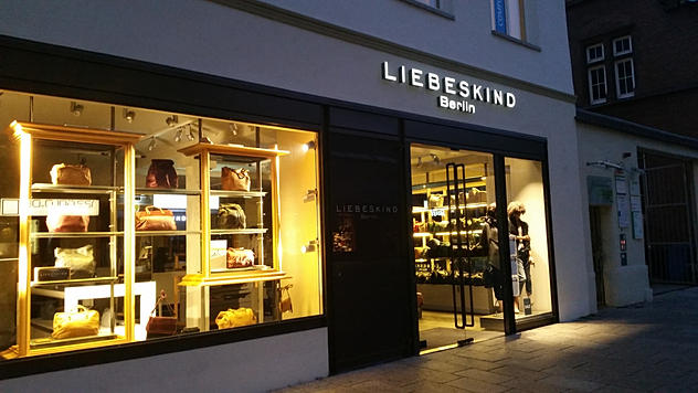 Liebeskind Berlin – take the spirit of Berlin in your bag | Purple Haze